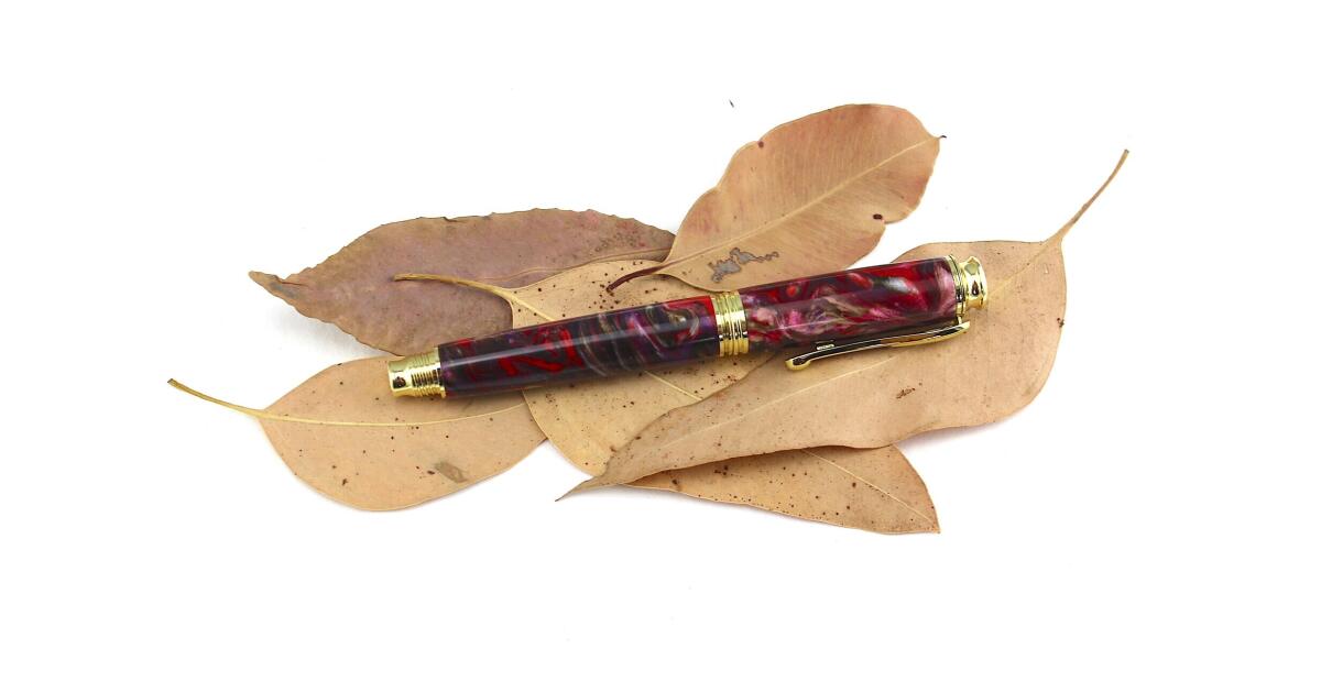 Veridian Pen StudioHoward Pen - Muntrie Berry Mayhem